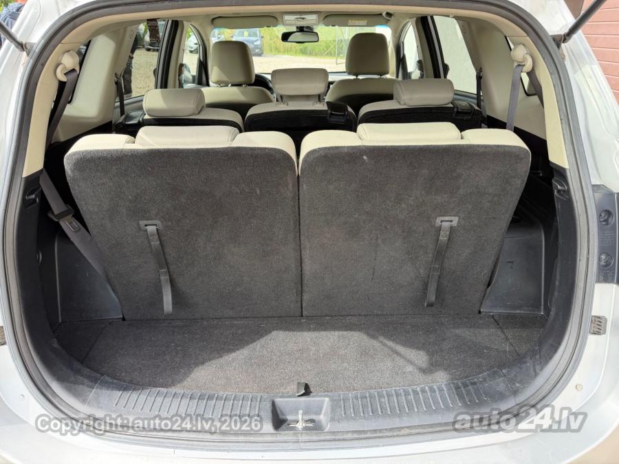 Pelēks Kia Carens 2014 Veru, ar dzinēja tilpumu 1.70 L un nobraukumu 258 tūkst. km par 4390 €, foto 13 vietnē AUTOMOTO.COM.LV