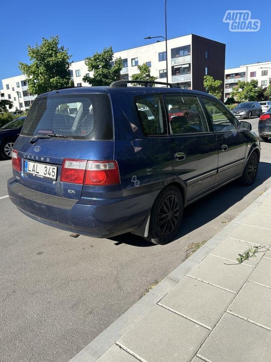 Kia Carens 2003 in Vilnius, with an engine capacity of 2.00 L and mileage of 207 thousand km for 500 €, photo 4 on AUTOMOTO.COM.LV