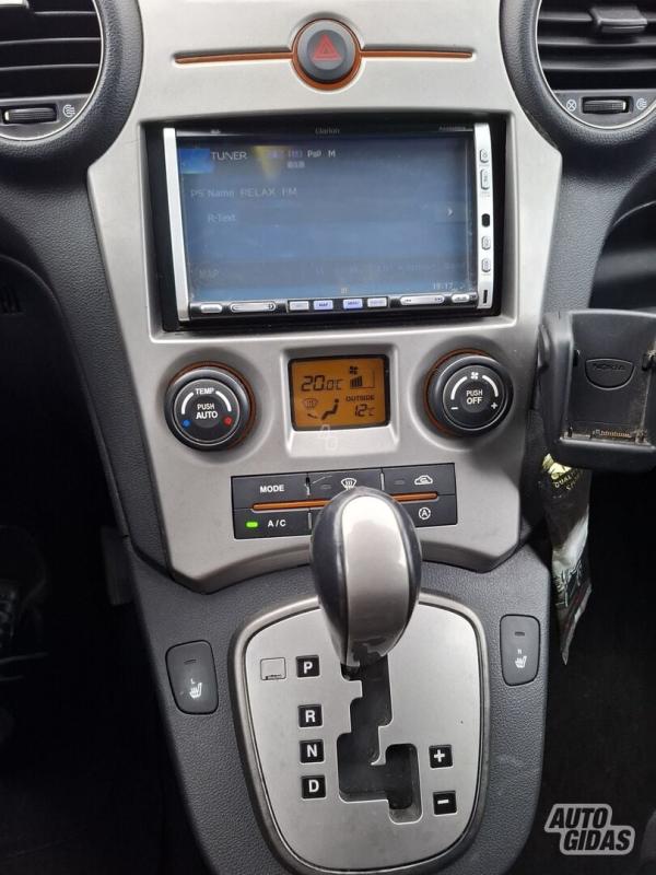 Kia Carens 2007 in Silute, with an engine capacity of 2.00 L and mileage of 270 thousand km for 900 €, photo 9 on AUTOMOTO.COM.LV