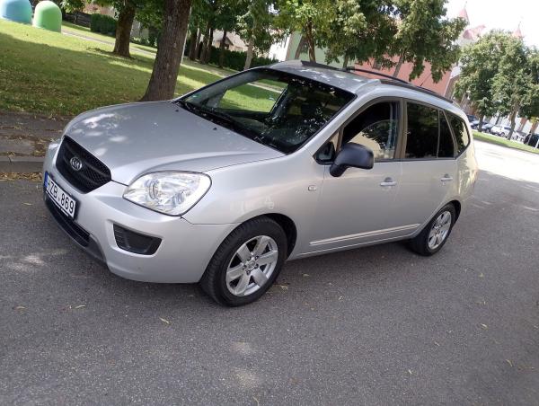 Kia Carens 2007 Viļņa, ar dzinēja tilpumu 2.00 L un nobraukumu 274 tūkst. km par 1750 €, foto 4 vietnē AUTOMOTO.COM.LV