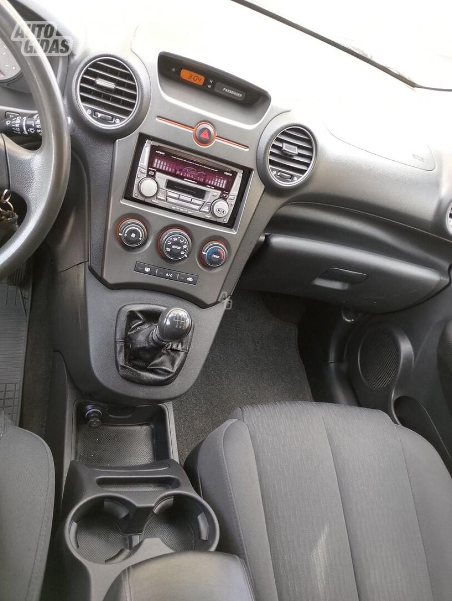 Kia Carens 2007 Viļņa, ar dzinēja tilpumu 2.00 L un nobraukumu 274 tūkst. km par 1750 €, foto 15 vietnē AUTOMOTO.COM.LV