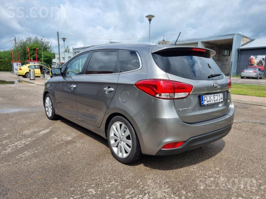 Kia Carens 2014 Ogre, ar dzinēja tilpumu 1.70 L un nobraukumu 238 tūkst. km par 6970 €, foto 5 vietnē AUTOMOTO.COM.LV