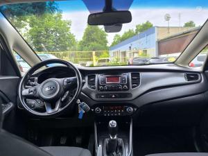 Kia Carens 2014 in Siauliai, with an engine capacity of 1.69 L and mileage of 258 thousand km for 4950 €, photo 10 on AUTOMOTO.COM.LV