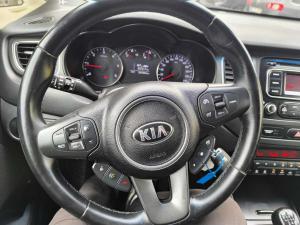 Kia Carens 2014 in Siauliai, with an engine capacity of 1.69 L and mileage of 258 thousand km for 4950 €, photo 12 on AUTOMOTO.COM.LV