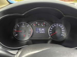 Kia Carens 2014 in Siauliai, with an engine capacity of 1.69 L and mileage of 258 thousand km for 4950 €, photo 13 on AUTOMOTO.COM.LV