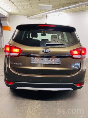 Kia Carens 2018 Rīga, ar dzinēja tilpumu 1.70 L un nobraukumu 120 tūkst. km par 10900 €, foto 4 vietnē AUTOMOTO.COM.LV