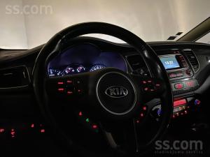 Kia Carens 2018 Rīga, ar dzinēja tilpumu 1.70 L un nobraukumu 120 tūkst. km par 10900 €, foto 5 vietnē AUTOMOTO.COM.LV