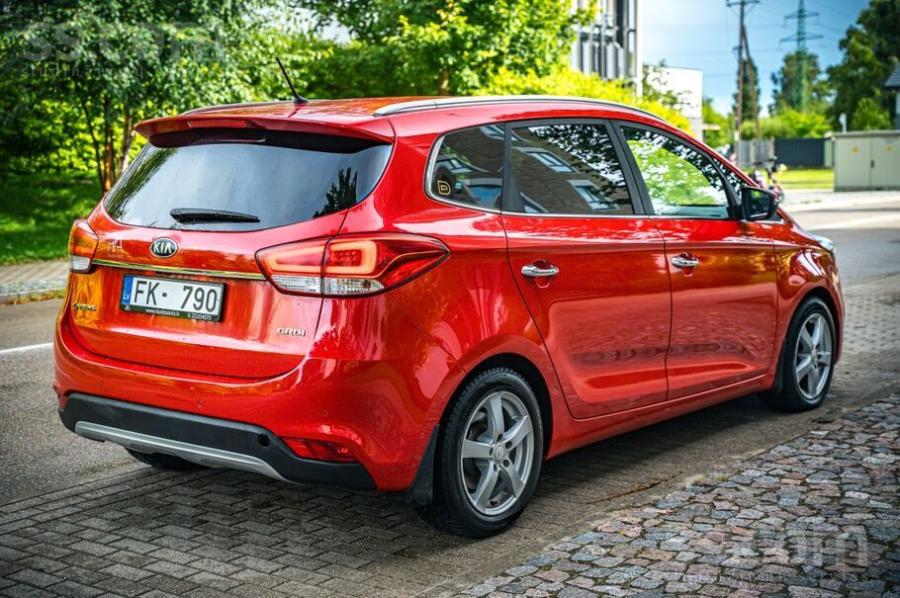 Sarkans Kia Carens 2014 Rīga, ar dzinēja tilpumu 1.70 L un nobraukumu 234 tūkst. km par 4990 €, foto 5 vietnē AUTOMOTO.COM.LV