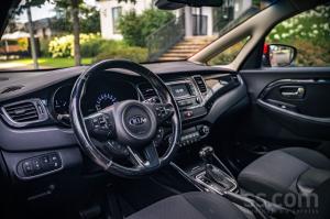 Sarkans Kia Carens 2014 Rīga, ar dzinēja tilpumu 1.70 L un nobraukumu 234 tūkst. km par 4990 €, foto 9 vietnē AUTOMOTO.COM.LV