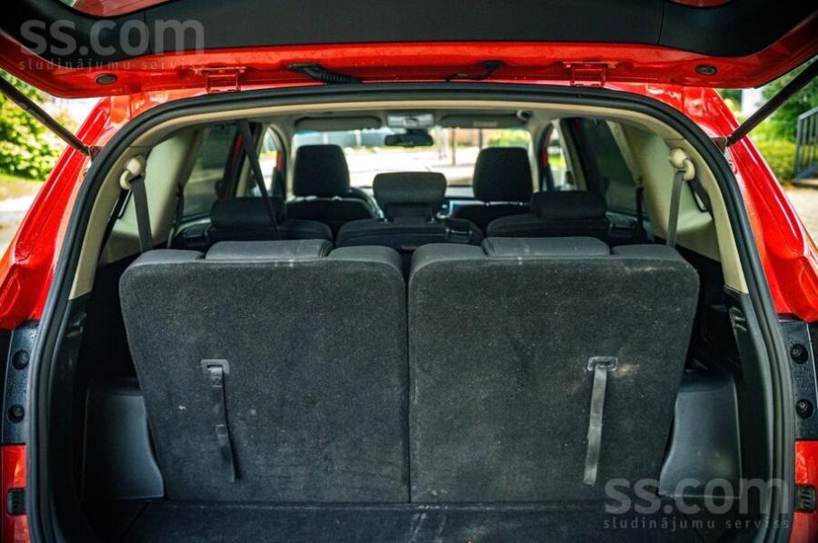 Sarkans Kia Carens 2014 Rīga, ar dzinēja tilpumu 1.70 L un nobraukumu 234 tūkst. km par 4990 €, foto 10 vietnē AUTOMOTO.COM.LV
