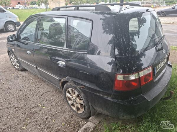 Kia Carens 2005 in Vilnius, with an engine capacity of 1.80 L and mileage of 159 thousand km for 470 €, photo 4 on AUTOMOTO.COM.LV