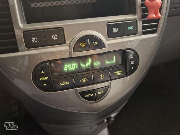 Kia Carens 2005 in Vilnius, with an engine capacity of 1.80 L and mileage of 159 thousand km for 470 €, photo 5 on AUTOMOTO.COM.LV