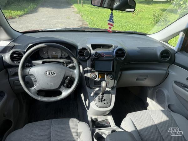 Kia Carens 2006 in Ukmerge, with an engine capacity of 2.00 L and mileage of 320 thousand km for 1100 €, photo 8 on AUTOMOTO.COM.LV