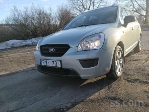 Kia Carens 2007 Tukums, ar dzinēja tilpumu 2.00 L un nobraukumu 275 tūkst. km par 1240 €, foto  vietnē AUTOMOTO.COM.LV