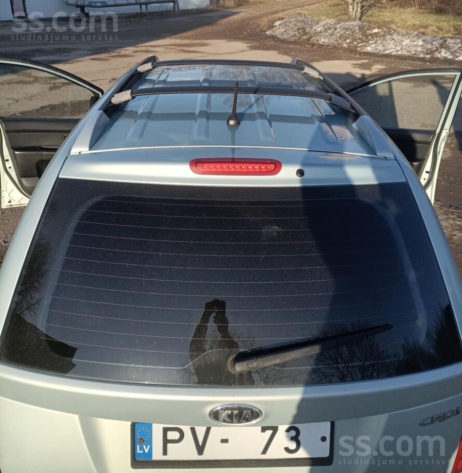 Киа Каренс 2007 в Тукумс, объемом двигателя 2.00 л и пробегом 275 тыс. км за 1240 €, фото 9 на AUTOMOTO.COM.LV