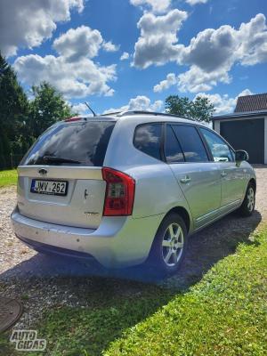 Kia Carens 2007 in Gargzdai, with an engine capacity of 2.00 L and mileage of 269 thousand km for 1150 €, photo 4 on AUTOMOTO.COM.LV