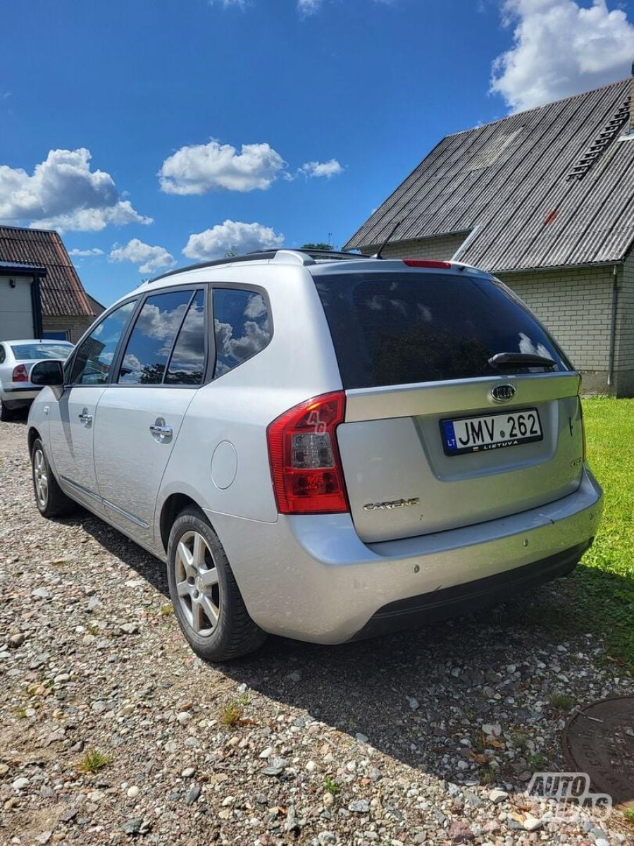 Kia Carens 2007 in Gargzdai, with an engine capacity of 2.00 L and mileage of 269 thousand km for 1150 €, photo 5 on AUTOMOTO.COM.LV