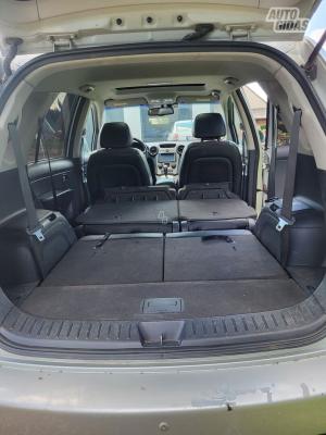 Kia Carens 2007 in Gargzdai, with an engine capacity of 2.00 L and mileage of 269 thousand km for 1150 €, photo 9 on AUTOMOTO.COM.LV