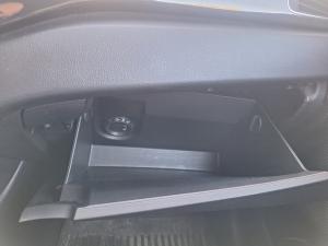 Balts Kia Carens 2014 Tallina, ar dzinēja tilpumu 1.70 L un nobraukumu 199 tūkst. km par 6390 €, foto 13 vietnē AUTOMOTO.COM.LV