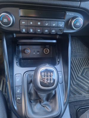 Balts Kia Carens 2014 Tallina, ar dzinēja tilpumu 1.70 L un nobraukumu 199 tūkst. km par 6390 €, foto 14 vietnē AUTOMOTO.COM.LV