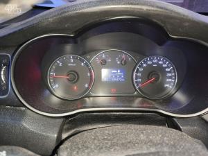 Белый Киа Каренс 2013 в Паневежис, объемом двигателя 1.70 л и пробегом 435 тыс. км за 3450 €, фото 6 на AUTOMOTO.COM.LV