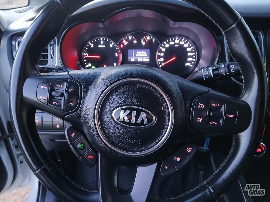 Белый Киа Каренс 2014 в Таураге, объемом двигателя 1.70 л и пробегом 275 тыс. км за 5250 €, фото 22 на AUTOMOTO.COM.LV