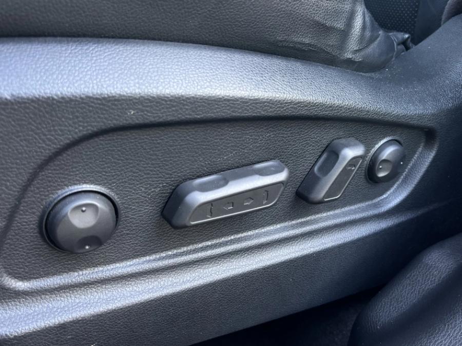 Balts Kia Carens 2014 Rīga, ar dzinēja tilpumu 1.70 L un nobraukumu 159 tūkst. km par 10550 €, foto 40 vietnē AUTOMOTO.COM.LV