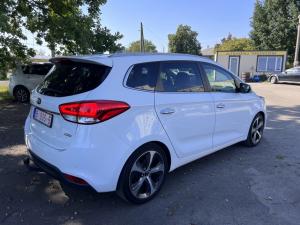 Balts Kia Carens 2014 Rīga, ar dzinēja tilpumu 1.70 L un nobraukumu 159 tūkst. km par 10550 €, foto 68 vietnē AUTOMOTO.COM.LV