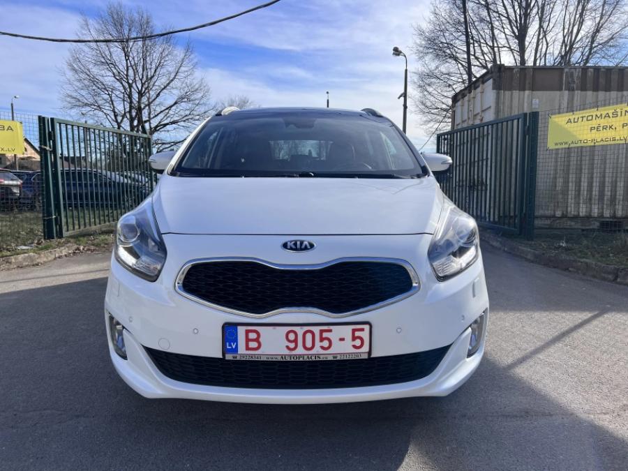 Balts Kia Carens 2014 Rīga, ar dzinēja tilpumu 1.70 L un nobraukumu 159 tūkst. km par 10550 €, foto 92 vietnē AUTOMOTO.COM.LV