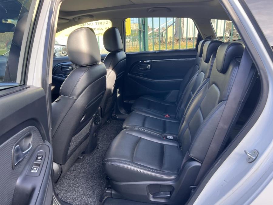 Balts Kia Carens 2014 Rīga, ar dzinēja tilpumu 1.70 L un nobraukumu 159 tūkst. km par 10550 €, foto 15 vietnē AUTOMOTO.COM.LV