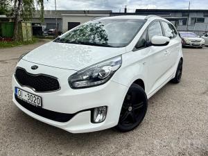 Balts Kia Carens 2015 Rīga, ar dzinēja tilpumu 1.70 L un nobraukumu 0 tūkst. km par 5990 €, foto 3 vietnē AUTOMOTO.COM.LV