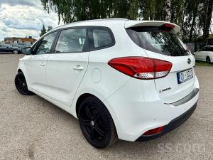 Balts Kia Carens 2015 Rīga, ar dzinēja tilpumu 1.70 L un nobraukumu 0 tūkst. km par 5990 €, foto 5 vietnē AUTOMOTO.COM.LV