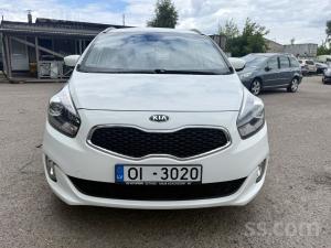 Balts Kia Carens 2015 Rīga, ar dzinēja tilpumu 1.70 L un nobraukumu 0 tūkst. km par 5990 €, foto 6 vietnē AUTOMOTO.COM.LV