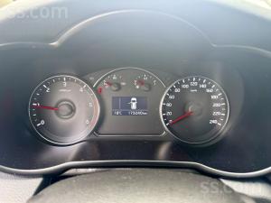 Balts Kia Carens 2015 Rīga, ar dzinēja tilpumu 1.70 L un nobraukumu 0 tūkst. km par 5990 €, foto 22 vietnē AUTOMOTO.COM.LV