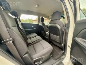 Balts Kia Carens 2015 Rīga, ar dzinēja tilpumu 1.70 L un nobraukumu 0 tūkst. km par 5990 €, foto 28 vietnē AUTOMOTO.COM.LV