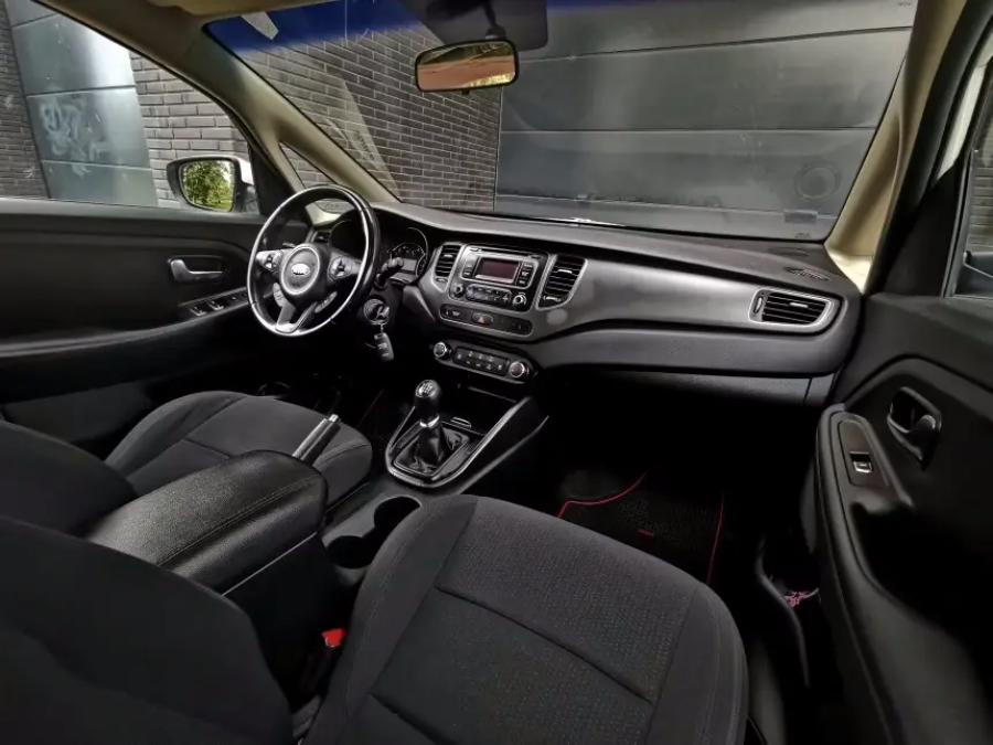 Balts Kia Carens 2015 Rīga, ar dzinēja tilpumu 1.70 L un nobraukumu 134 tūkst. km par 8500 €, foto 12 vietnē AUTOMOTO.COM.LV