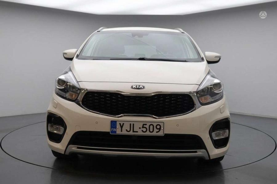 Balts Kia Carens 2017 Viļņa, ar dzinēja tilpumu 1.69 L un nobraukumu 225 tūkst. km par 3000 €, foto 1 vietnē AUTOMOTO.COM.LV