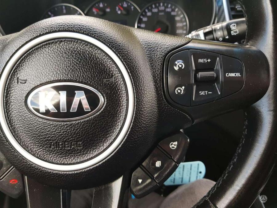 Balts Kia Carens 2018 Šauļi, ar dzinēja tilpumu 1.69 L un nobraukumu 246 tūkst. km par 5700 €, foto 16 vietnē AUTOMOTO.COM.LV