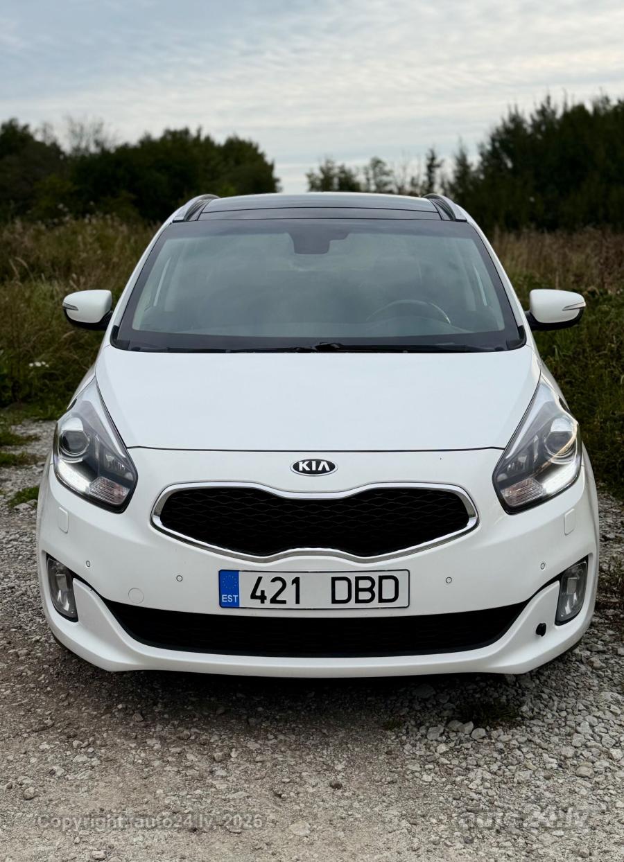 Balts Kia Carens 2013 Tallina, ar dzinēja tilpumu 1.70 L un nobraukumu 292 tūkst. km par 7654 €, foto 9 vietnē AUTOMOTO.COM.LV