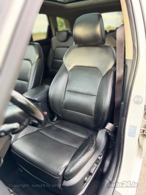 Balts Kia Carens 2013 Tallina, ar dzinēja tilpumu 1.70 L un nobraukumu 292 tūkst. km par 7654 €, foto 10 vietnē AUTOMOTO.COM.LV