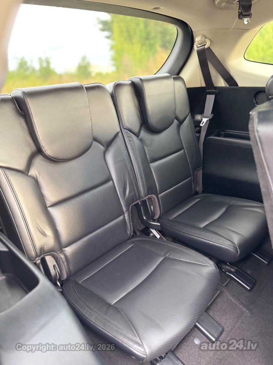 Balts Kia Carens 2013 Tallina, ar dzinēja tilpumu 1.70 L un nobraukumu 292 tūkst. km par 7654 €, foto 14 vietnē AUTOMOTO.COM.LV