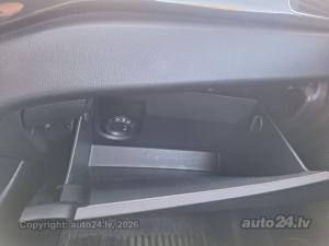 White Kia Carens 2014 in Tallinn, with an engine capacity of 1.70 L and mileage of 199 thousand km for 6390 €, photo 15 on AUTOMOTO.COM.LV