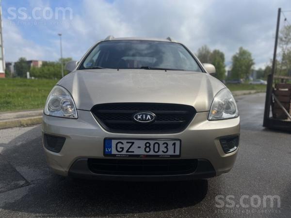 Dzeltens Kia Carens 2008 Rīga, ar dzinēja tilpumu 2.00 L un nobraukumu 166 tūkst. km par 1350 €, foto 3 vietnē AUTOMOTO.COM.LV