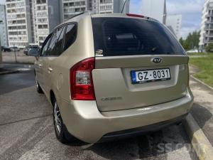 Dzeltens Kia Carens 2008 Rīga, ar dzinēja tilpumu 2.00 L un nobraukumu 166 tūkst. km par 1350 €, foto 5 vietnē AUTOMOTO.COM.LV