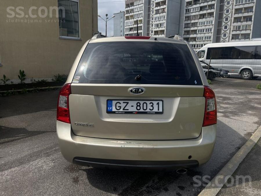 Dzeltens Kia Carens 2008 Rīga, ar dzinēja tilpumu 2.00 L un nobraukumu 166 tūkst. km par 1350 €, foto 6 vietnē AUTOMOTO.COM.LV