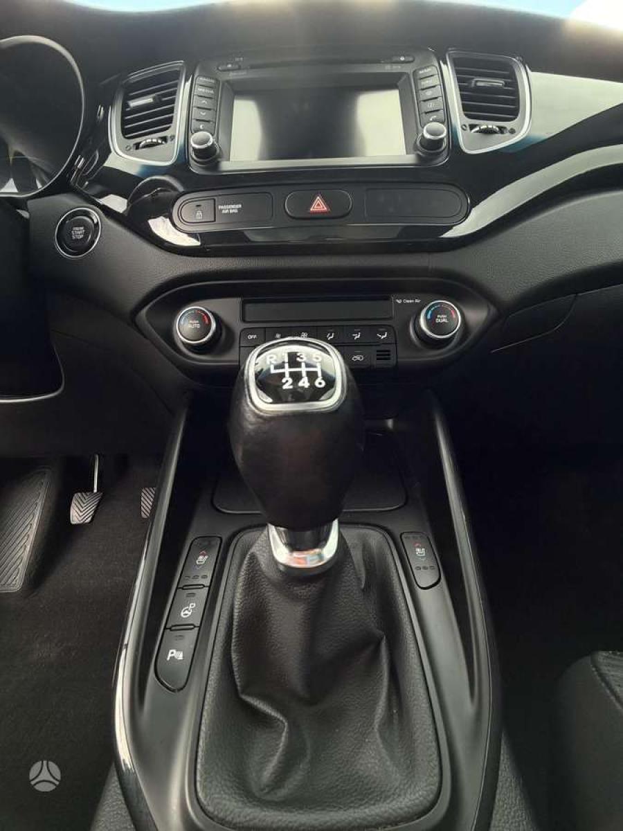 Dzeltens Kia Carens 2013 Kauņa, ar dzinēja tilpumu 1.69 L un nobraukumu 190 tūkst. km par 5550 €, foto 19 vietnē AUTOMOTO.COM.LV