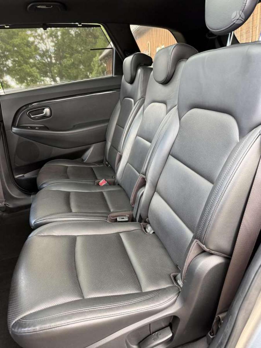 Dzeltens Kia Carens 2013 Kauņa, ar dzinēja tilpumu 1.69 L un nobraukumu 190 tūkst. km par 5550 €, foto 26 vietnē AUTOMOTO.COM.LV