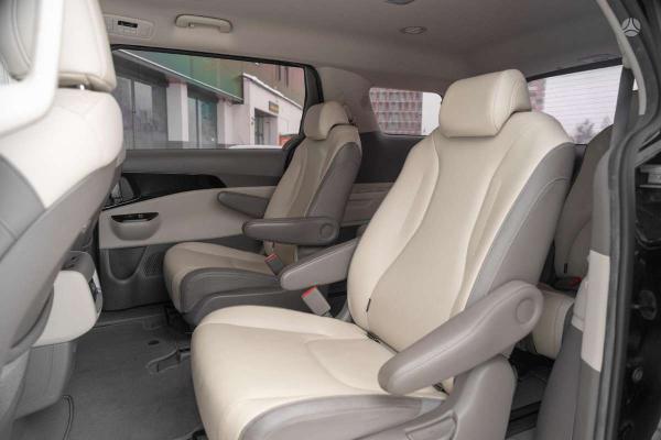 Melns Kia Carnival 2021 Viļņa, ar dzinēja tilpumu 2.20 L un nobraukumu 139 tūkst. km par 27550 €, foto 10 vietnē AUTOMOTO.COM.LV