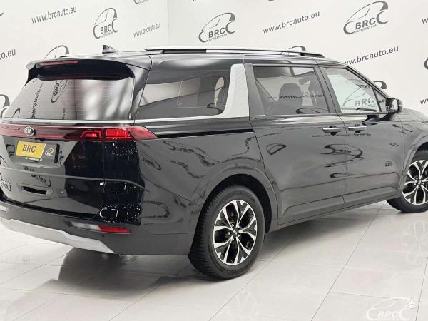 Black Kia Carnival 2021 in Vilnius, with an engine capacity of 2.15 L and mileage of 140 thousand km for 27500 €, photo 3 on AUTOMOTO.COM.LV