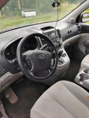 Melns Kia Carnival 2009 Sillamē, ar dzinēja tilpumu 2.90 L un nobraukumu 340 tūkst. km par 850 €, foto 19 vietnē AUTOMOTO.COM.LV